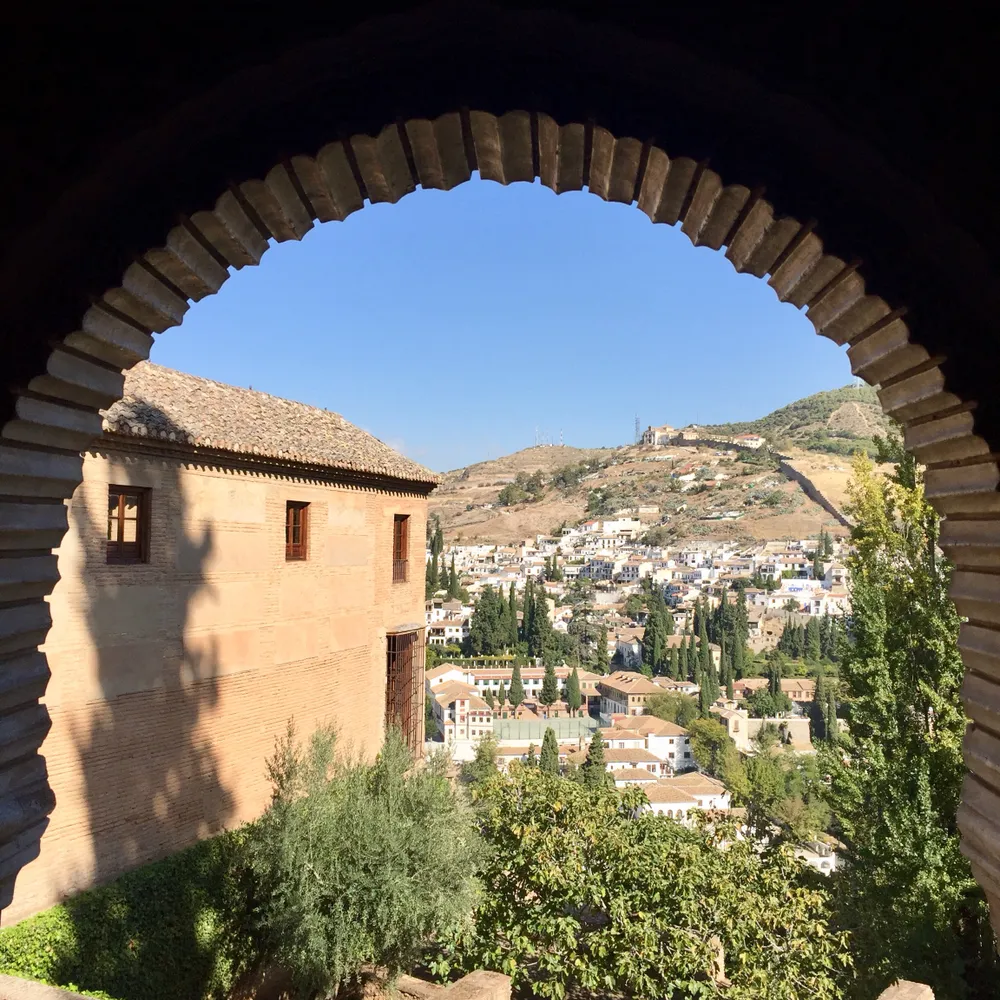Discover Granada with Passporter